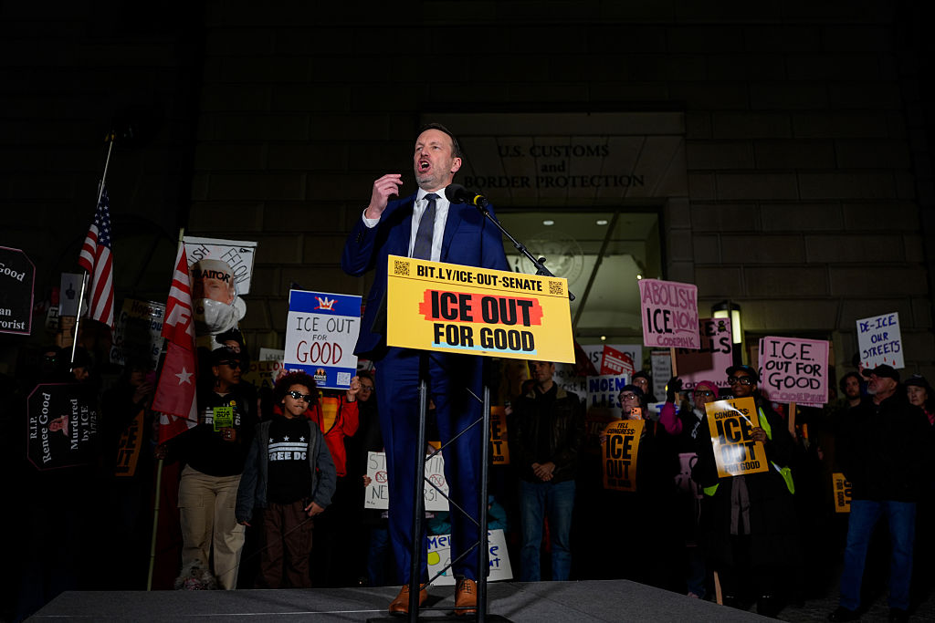 Democrats try to harness ‘Abolish ICE’ energy—not its goal