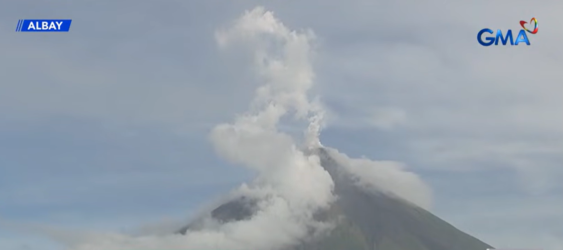Mayon Volcano had 338 rockfalls, 72 PDCs — PHIVOLCS