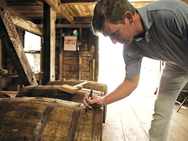 Eli Manning reveals his 'boldest' picks — from bourbon to Super Bowl LX ...