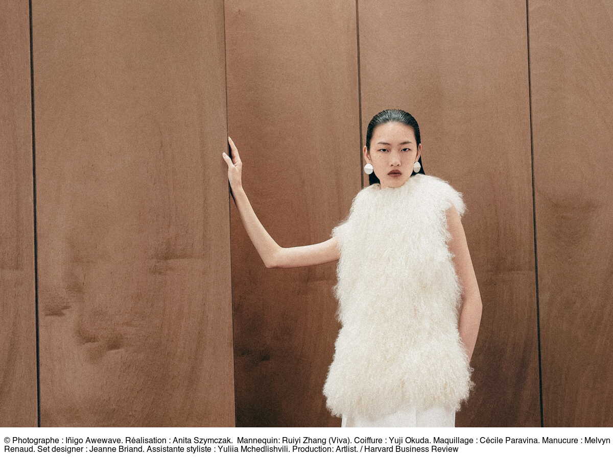 3 façons de porter du blanc en hiver (d'après les podiums)