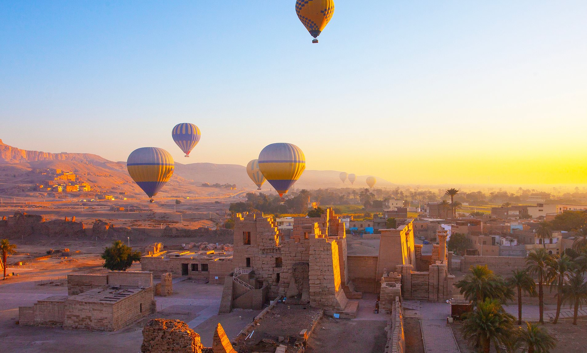 How holidaymakers can save hundreds by taking advantage of Egypt's ...