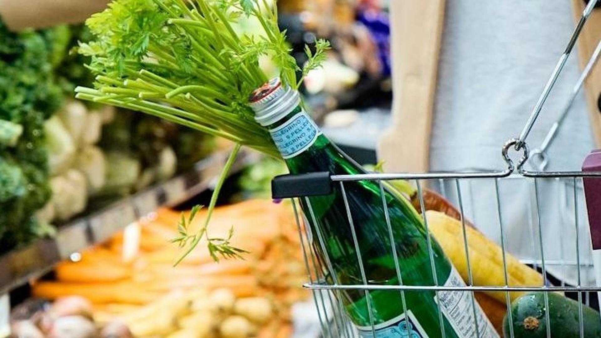 8 grocery store tricks that make you overspend, shopping analysts warn