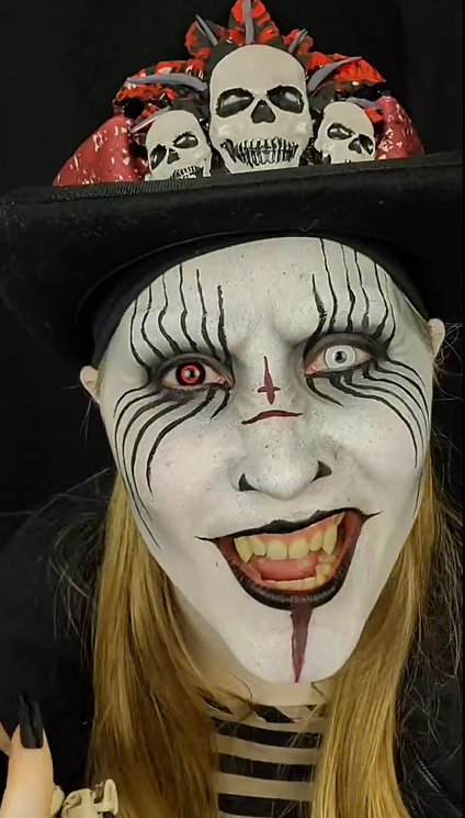 Perfectly sassy for Hex – makeup fun