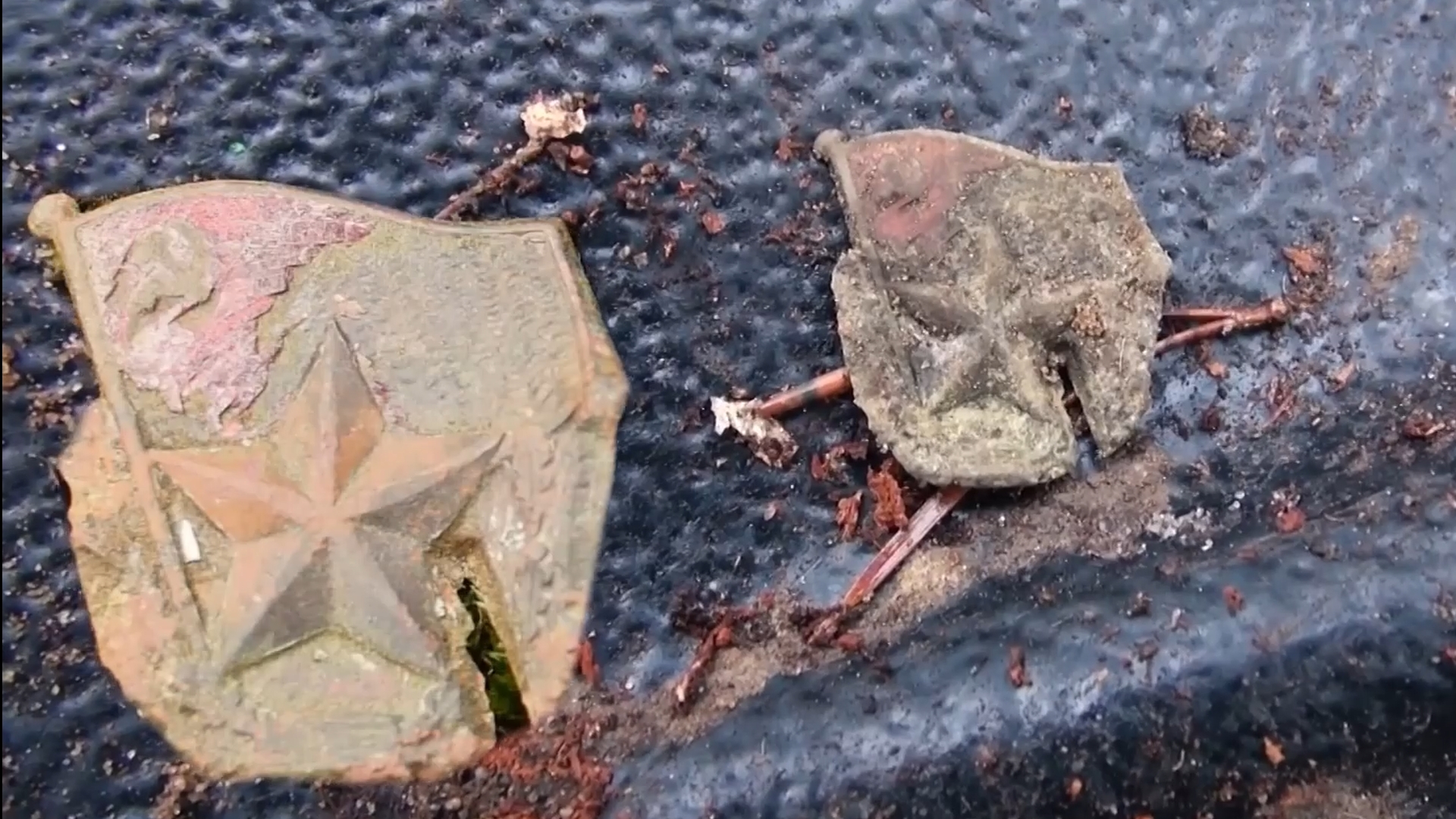 Hidden WWII German gold unearthed near a former battlefield