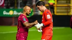 Saprissa debuta y ya todo es un escándalo: silbidos, quejas y pedidos ...