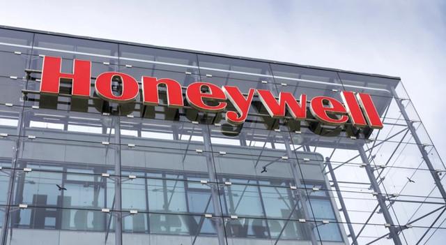 Honeywell shares gain as Quantinuum moves toward IPO filing