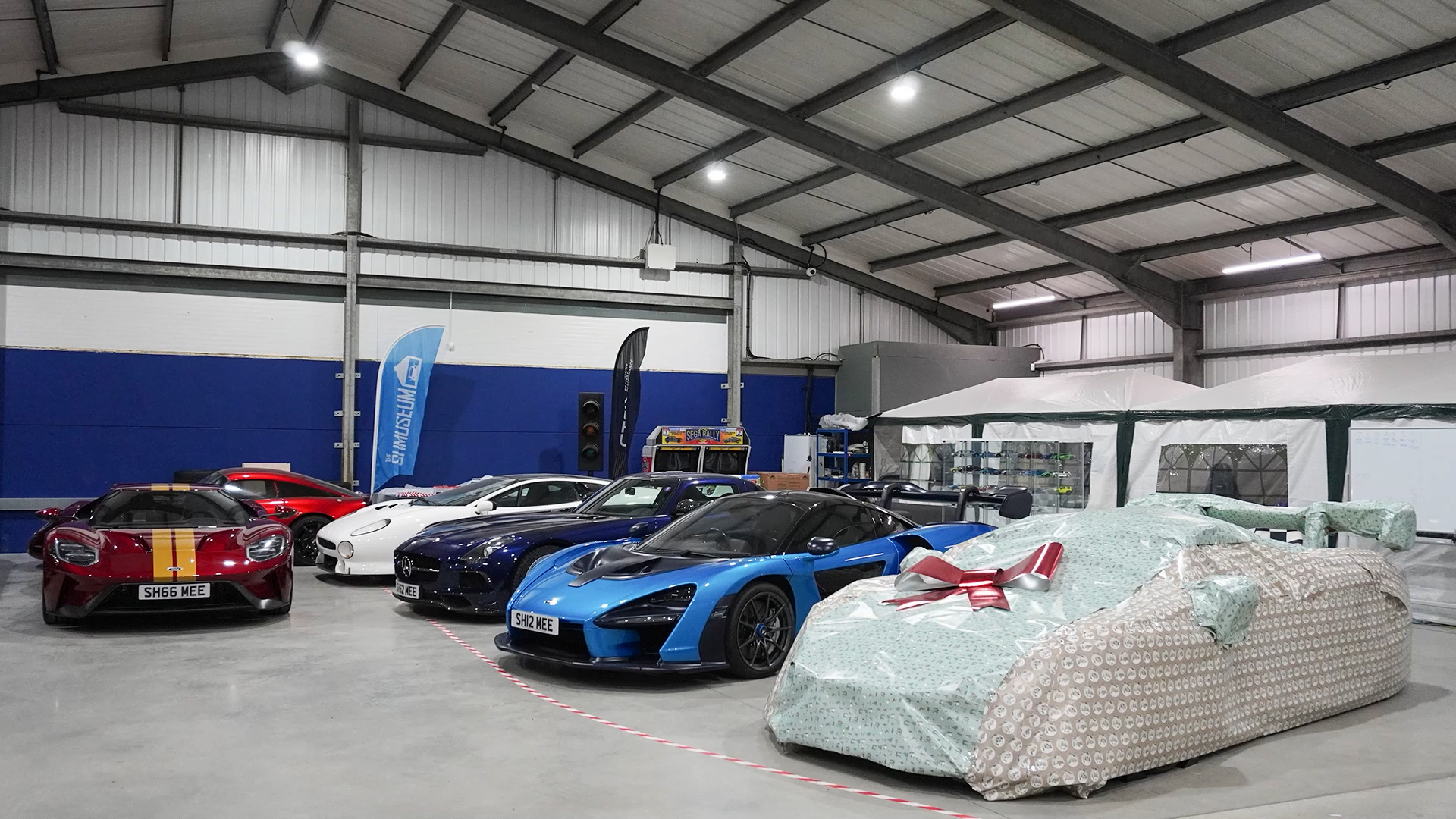 Unwrapping the best petrolhead gift ever?