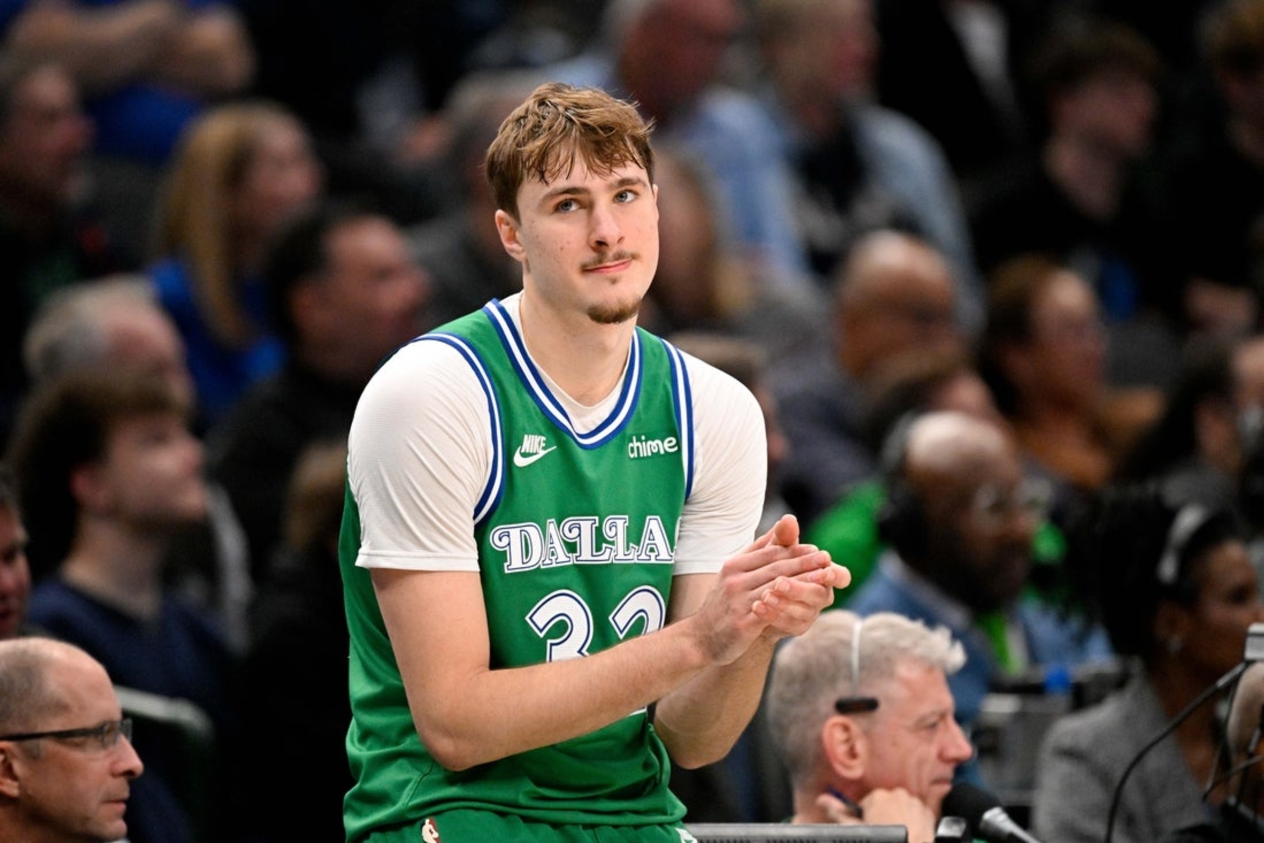 'Special' Cooper Flagg, Mavericks take aim at Nuggets