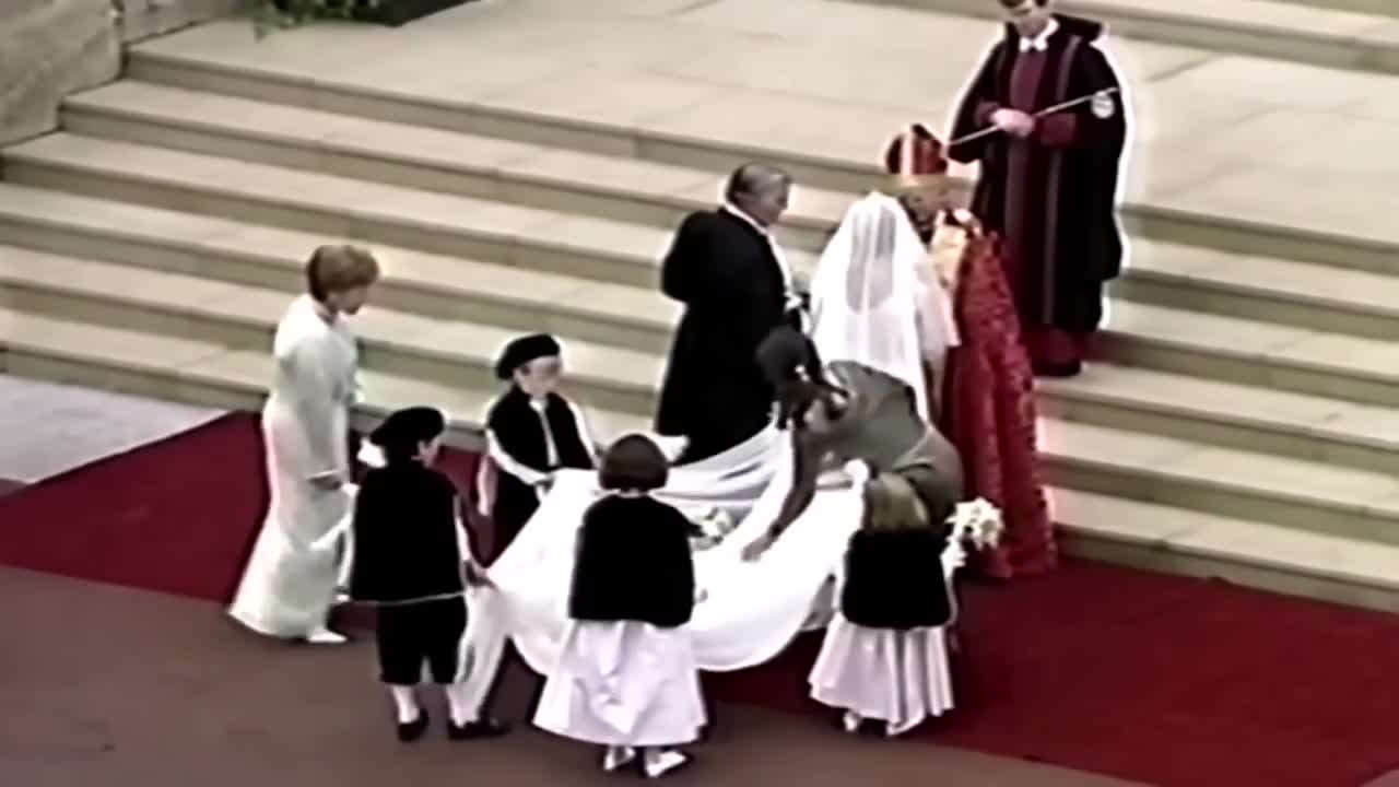 Inside Prince Edward & Sophie's royal wedding