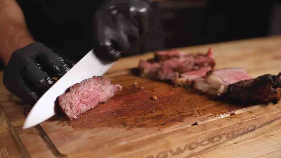 Steak battle | I challenged an Argentinian grill master