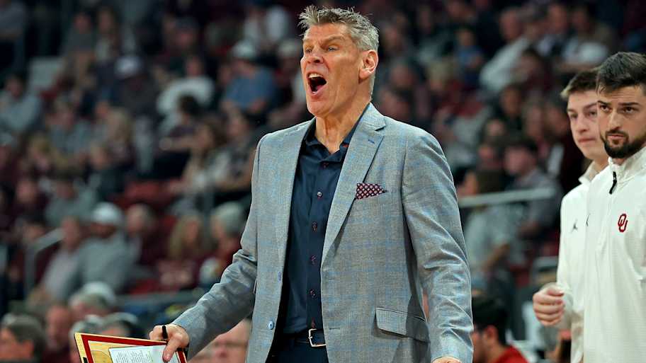 The same Porter Moser problem is exhausting Oklahoma fans once again