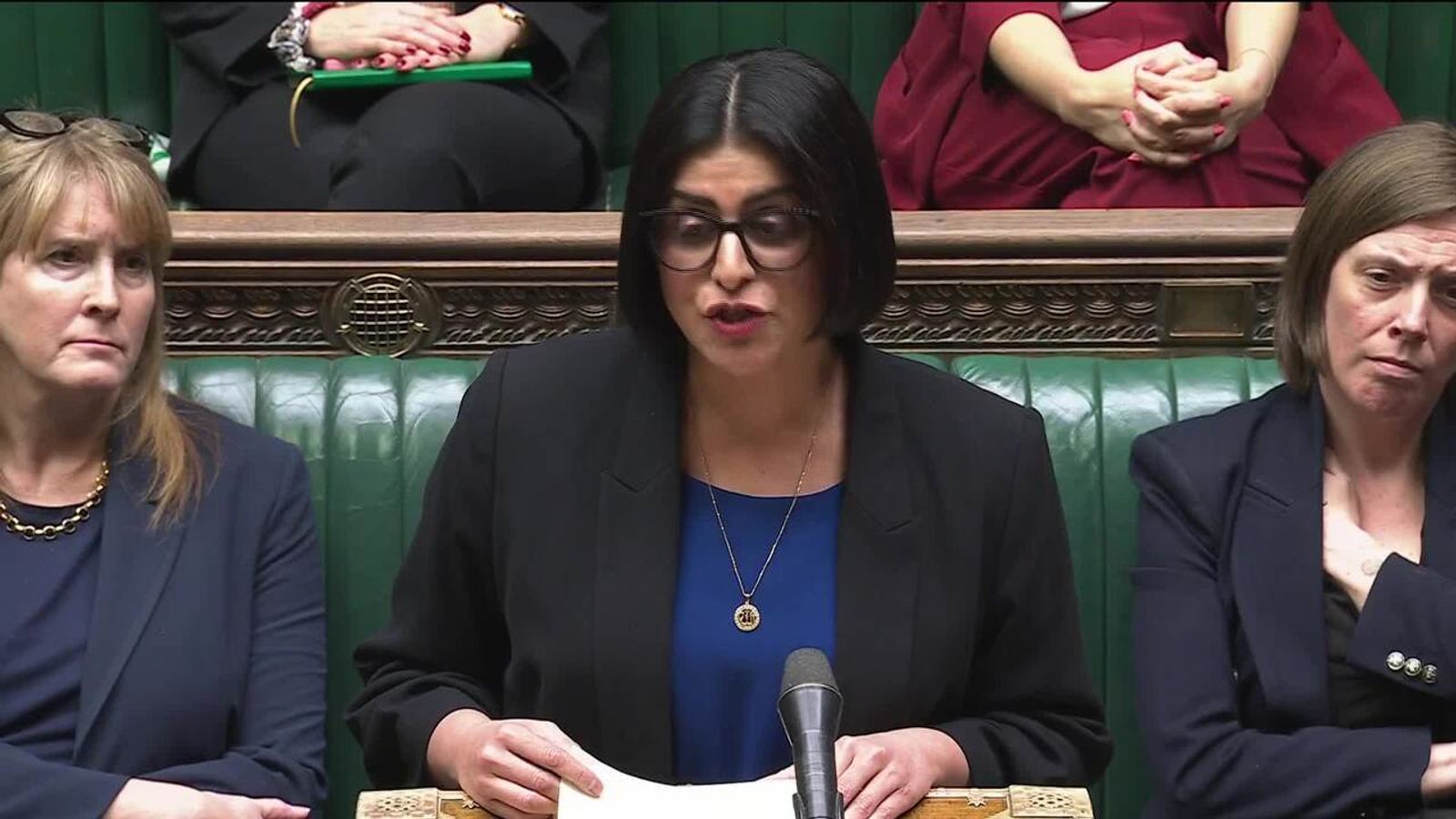 Home secretary has 'no confidence' in police chief