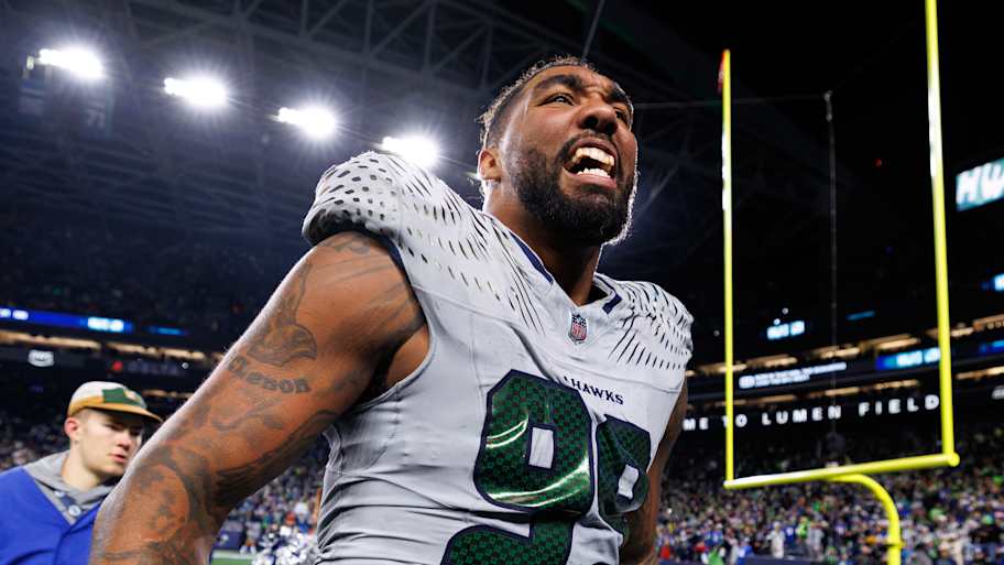 2 teams guaranteed to win in the divisional round of the 2025 NFL playoffs