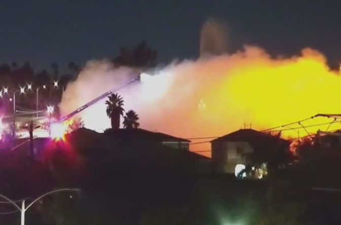 Large brush fire in Henderson, Sunset Road closed