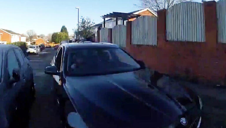 Bungling crook runs over cop’s foot in stolen car