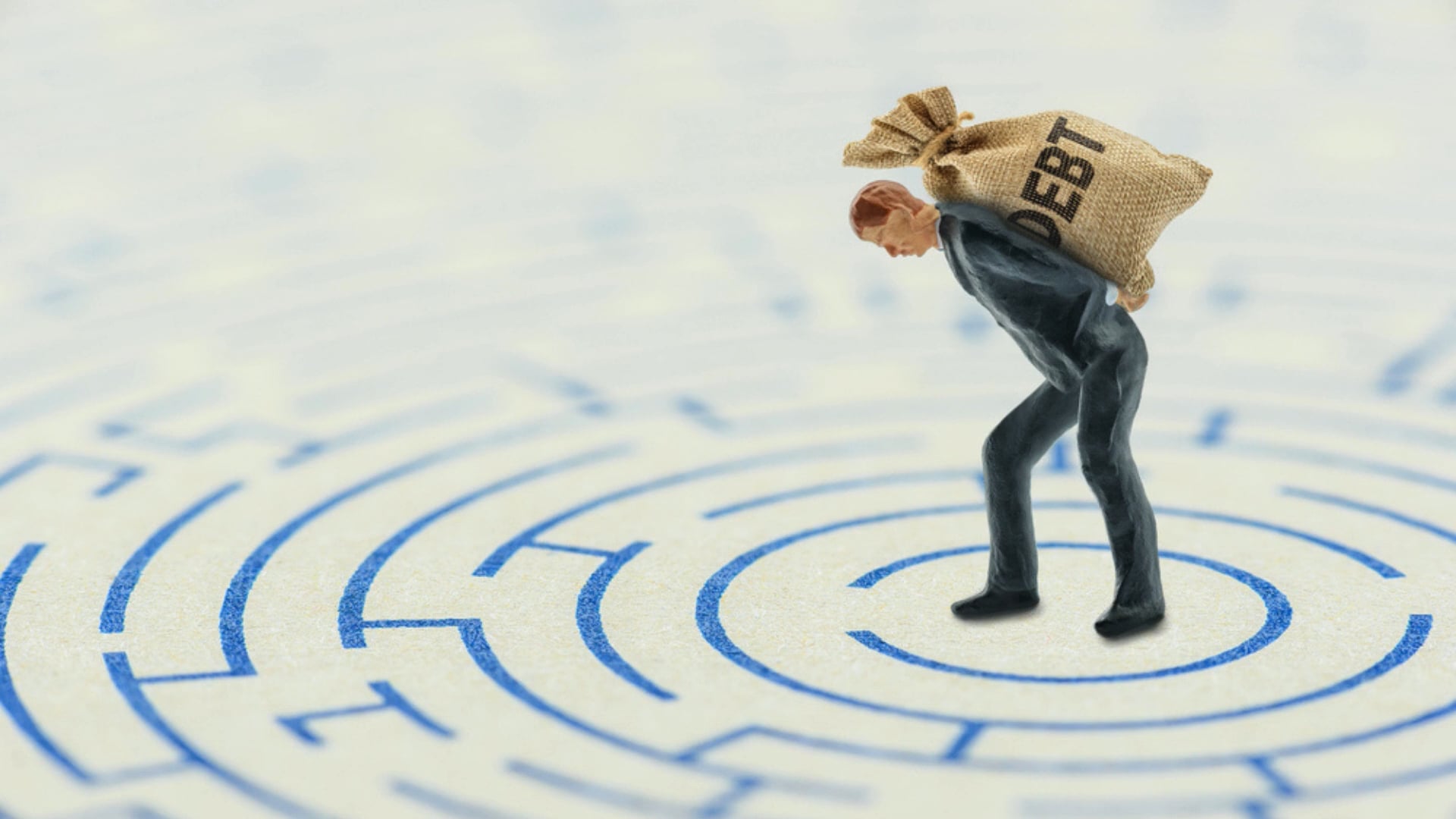 American household debt hits record $18.4 trillion as credit card ...