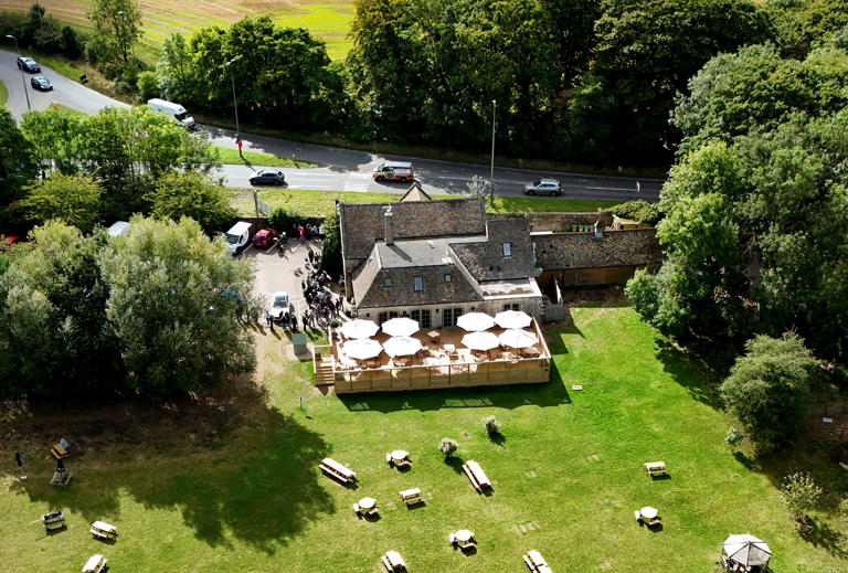 Jeremy Clarkson given nine key rules to follow for Farmer's Dog pub