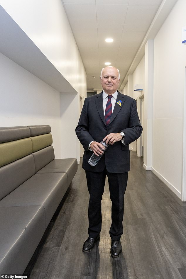 Met forced into a grovelling apology after ignoring complaint over ...