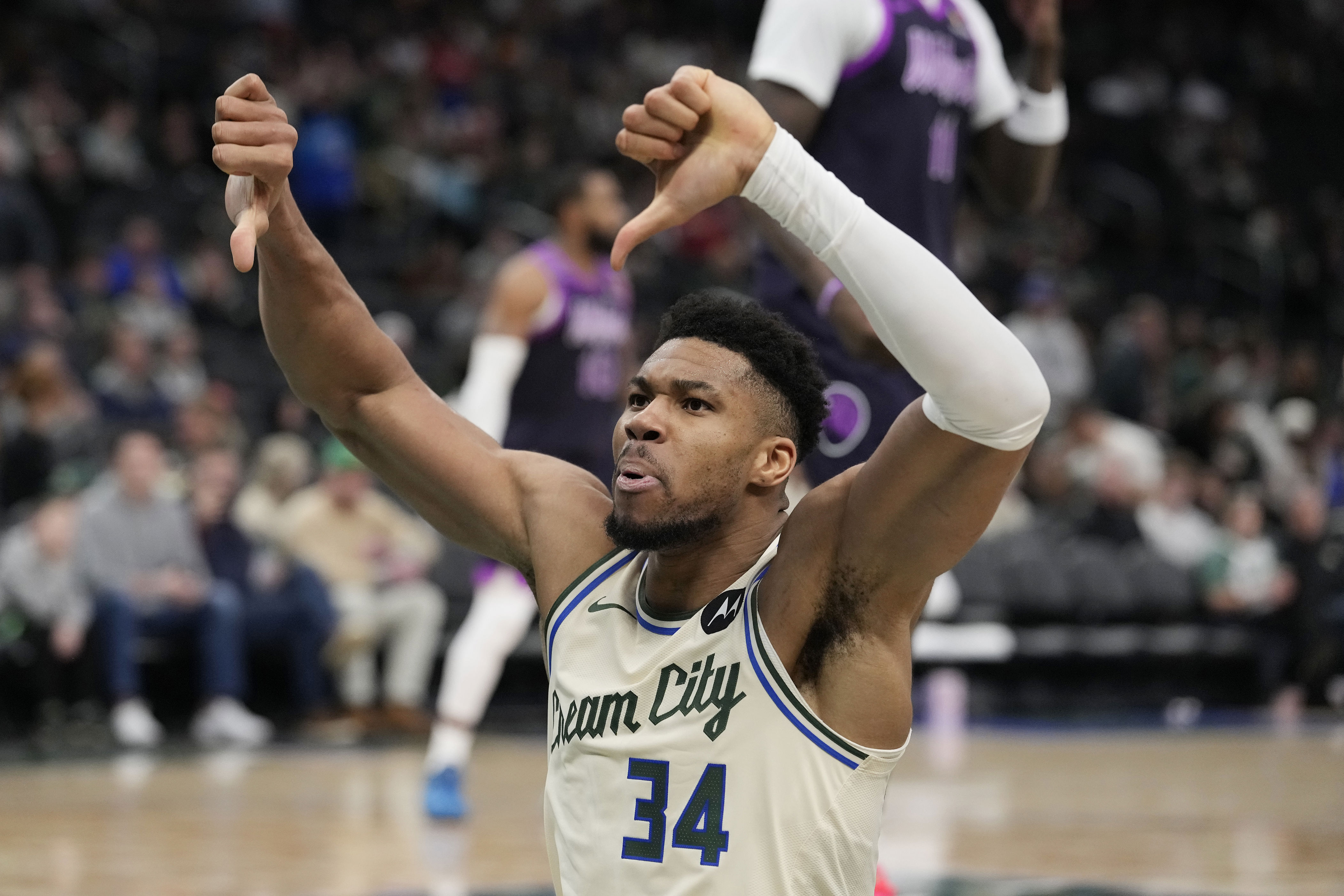 Giannis Antetokounmpo on Bucks' fans voicing displeasure: 'When I get ...