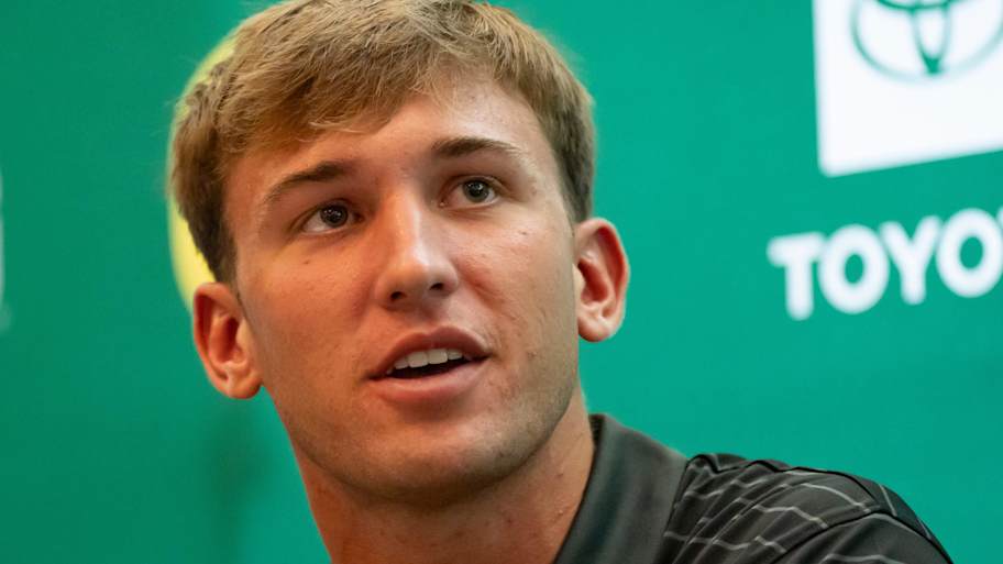Potential transfer destination for Oregon quarterback Austin Novosad ...