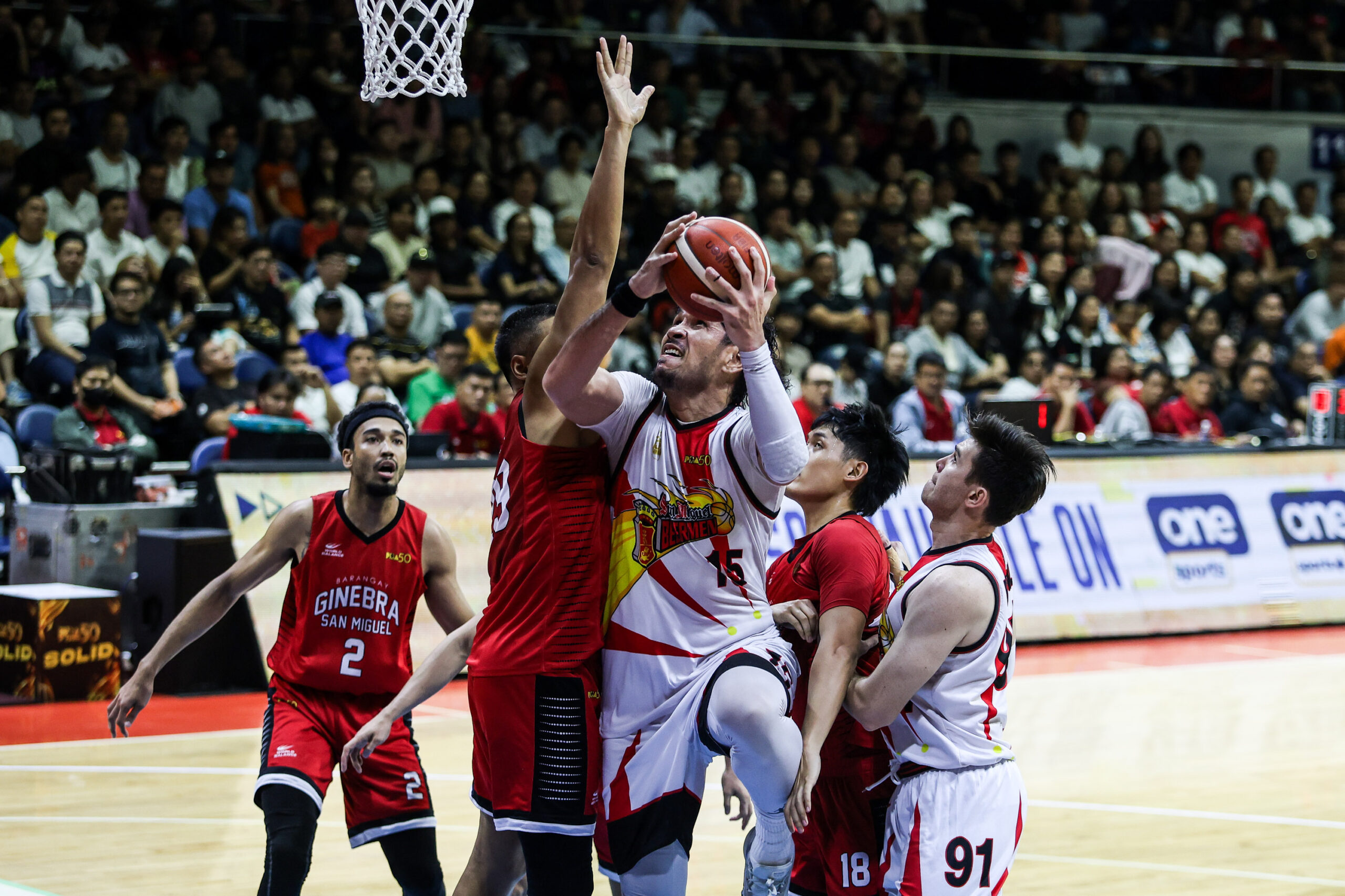 PBA: San Miguel takes 3-2 semis lead as Ginebra rally falls short