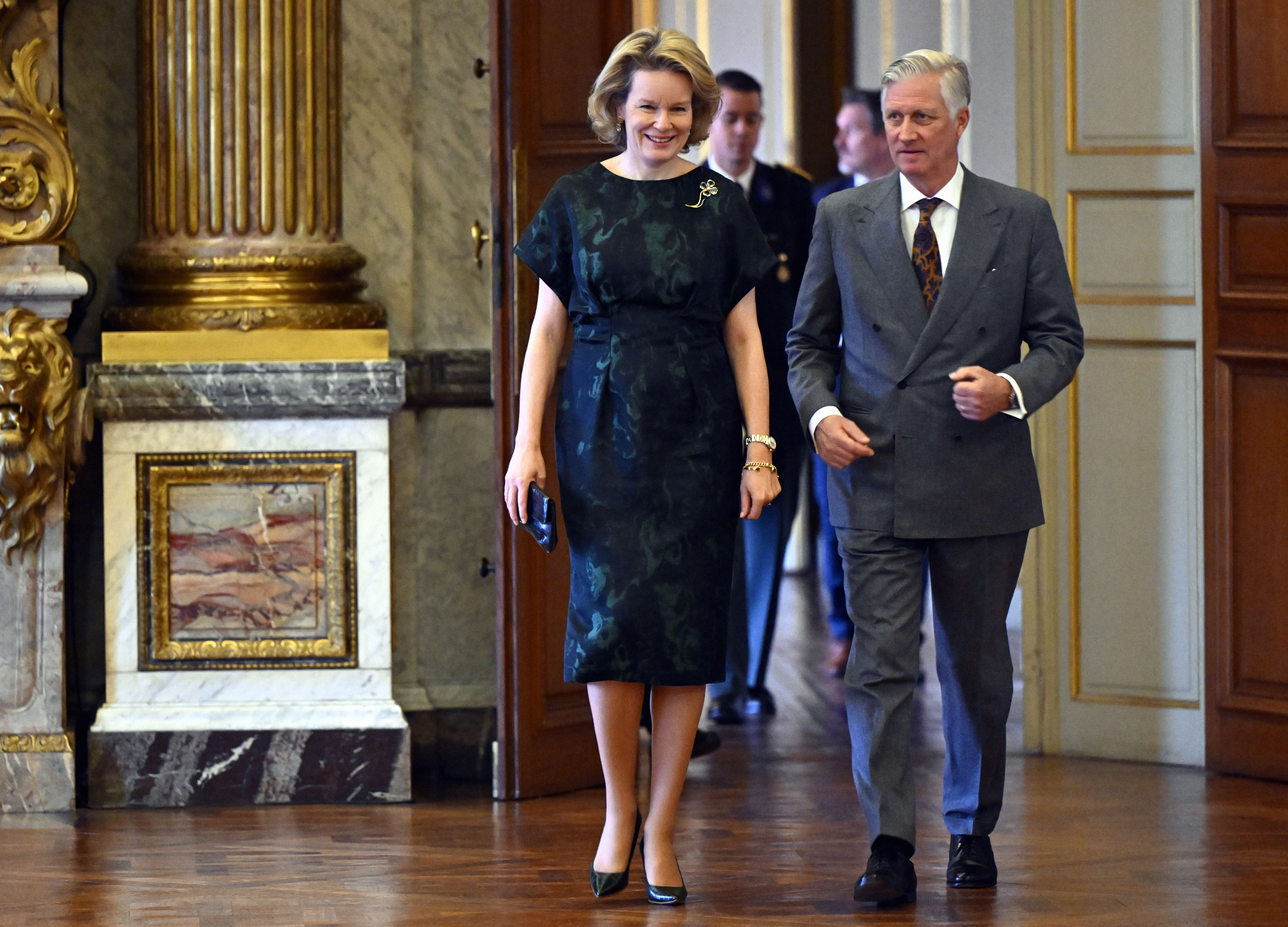 Koning krijgt gemiddeld negen verzoeken om financiële hulp per dag