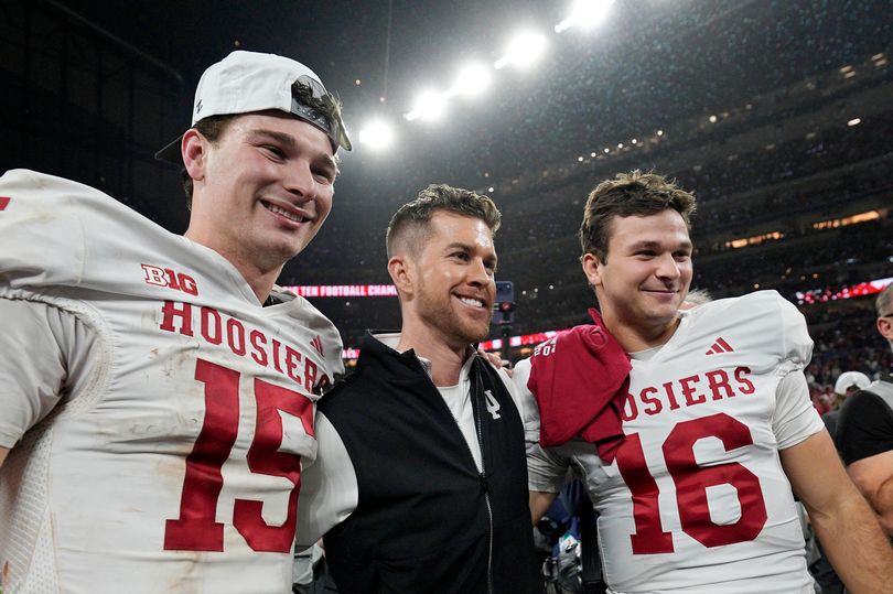 Miami coach Mario Cristobal reveals 'full-circle' Fernando Mendoza ...