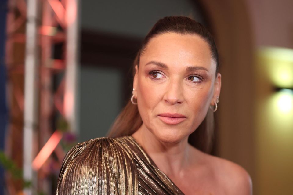 Dschungelcamp 2026: Simone Ballack verzichtet auf Emilio-Kette als ...