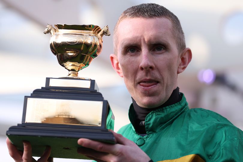 Mark Walsh's girlfriend says 'about time someone gave him credit he ...