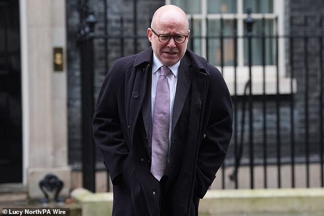 'We look stupid': Furious Labour MPs hammer Starmer after latest ...