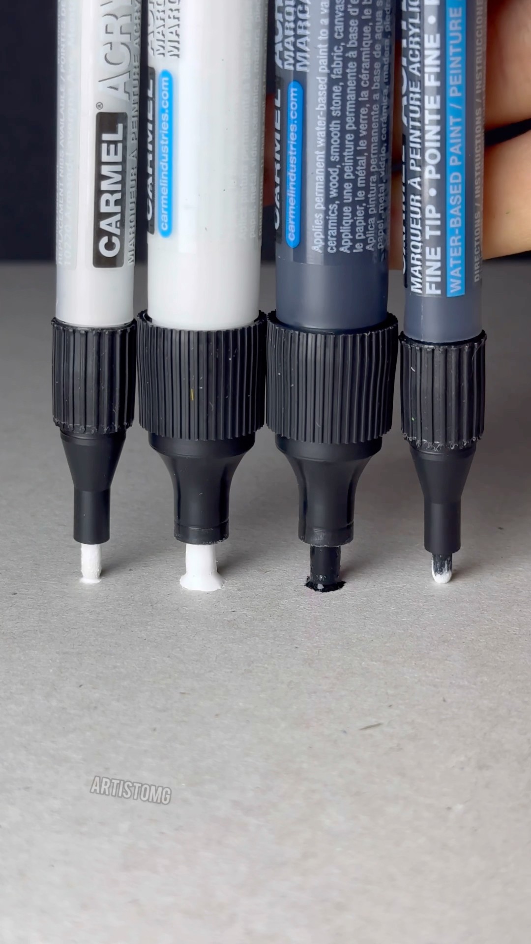 Black and white markers with different tip styles