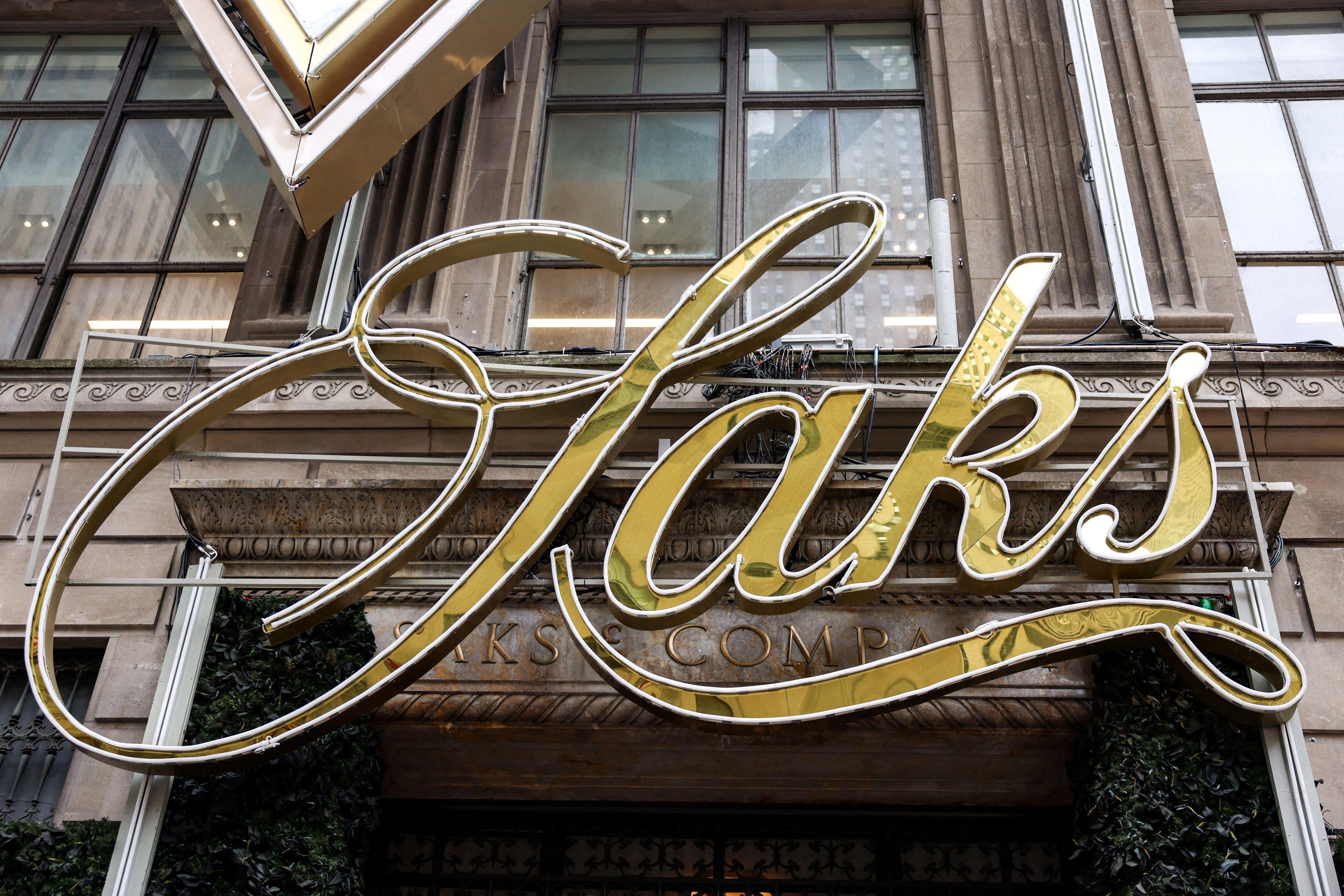 Is Saks Fifth Avenue closing? What shoppers must know after bankruptcy