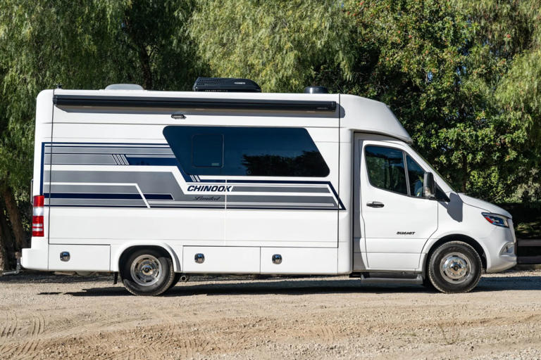 Adventure-ready 2024 Chinook Summit SS for sale with 1,400 miles