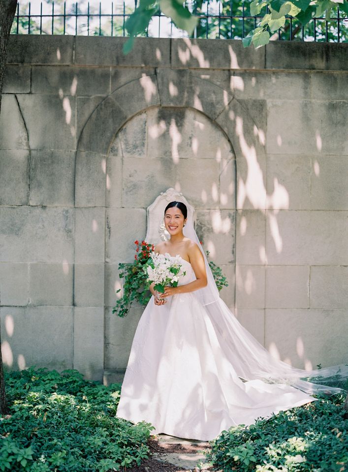 Iconic Dior dinnerware inspired every element of this couple's early ...