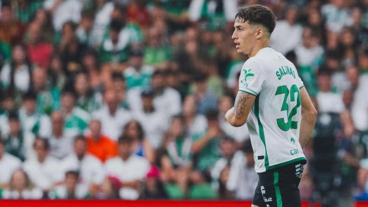 El Barça sigue a Jorge Salinas, lateral del Racing