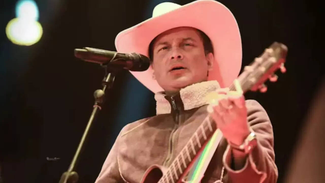 Singapore Police says Zubeen Garg was intoxicated, refused life vest ...