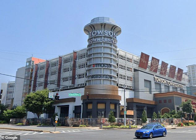 Three more retailers pull out of popular mall as mass exodus accelerates