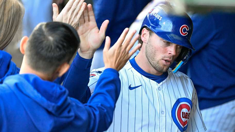 Giants aggressive pursuit of Cubs star defines short-term gamble