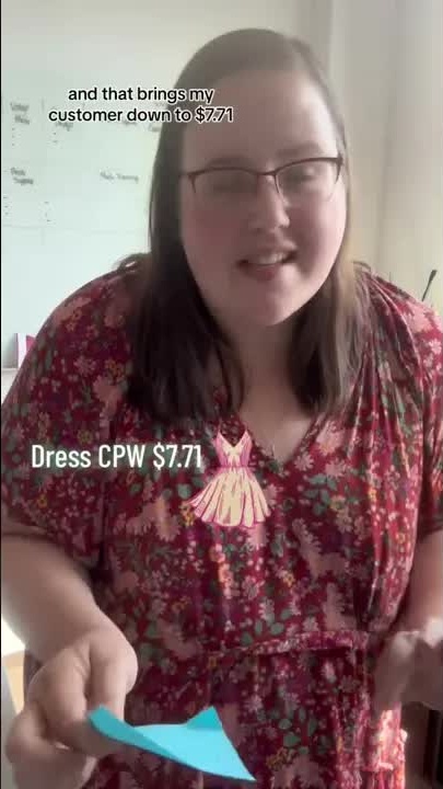 Calculate clothing cost per wear using a spreadsheet