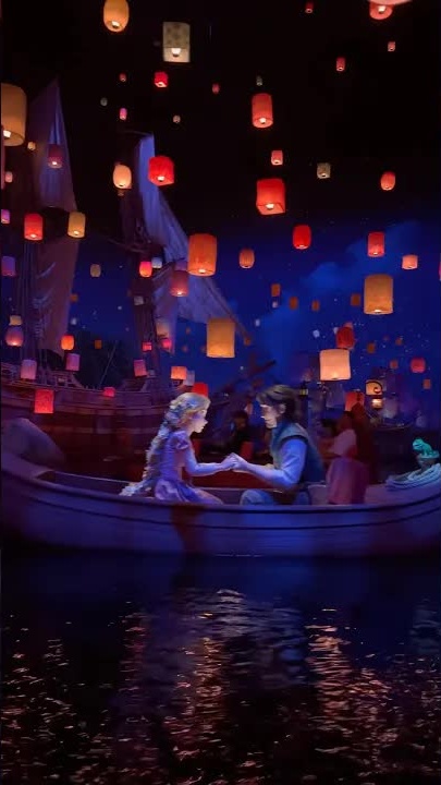 Tokyo DisneySea and ambience! Elsa’s castle at night was so pretty 😭🌌 ️ ...
