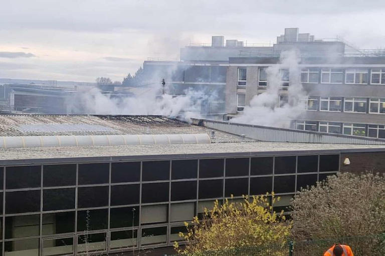 Fire crews race to 'well developed' blaze at St Andrews University
