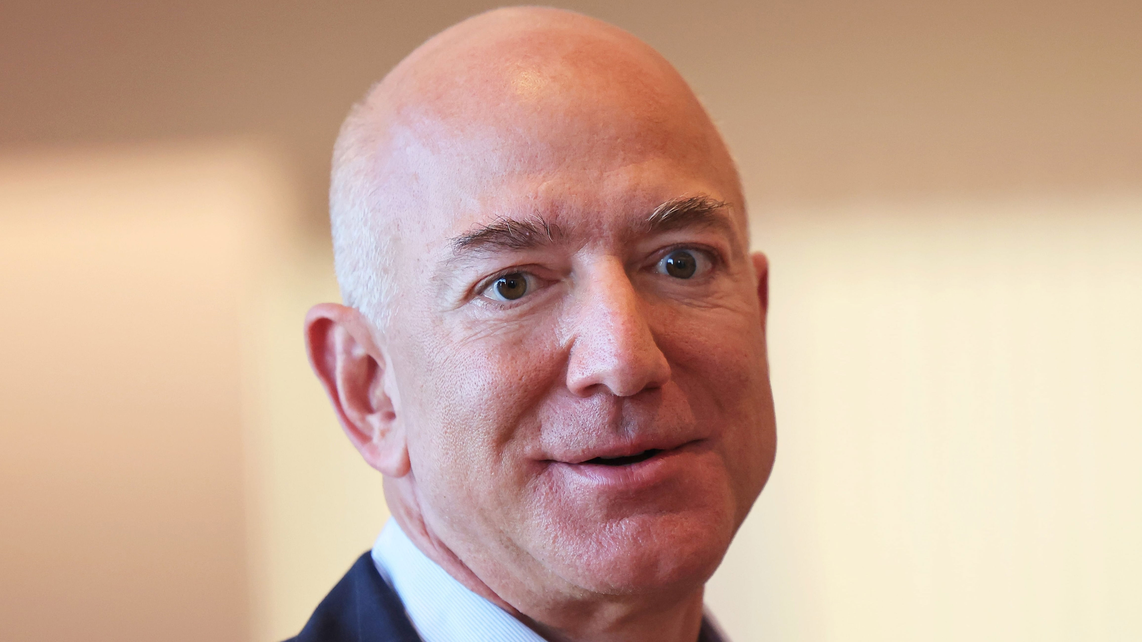 Washington Post readers rip Bezos as he stays silent on raid