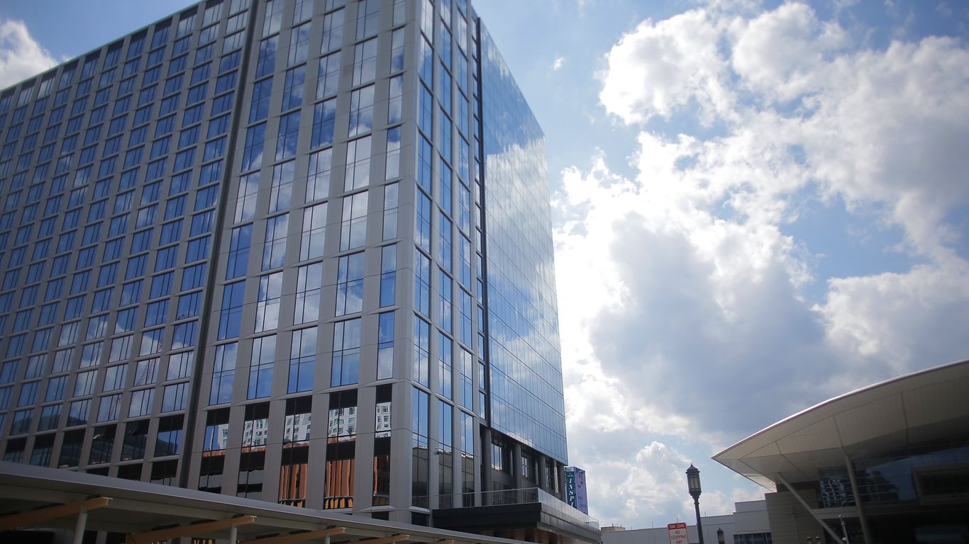 Seaport hotel turns doing your taxes into a cocktail party