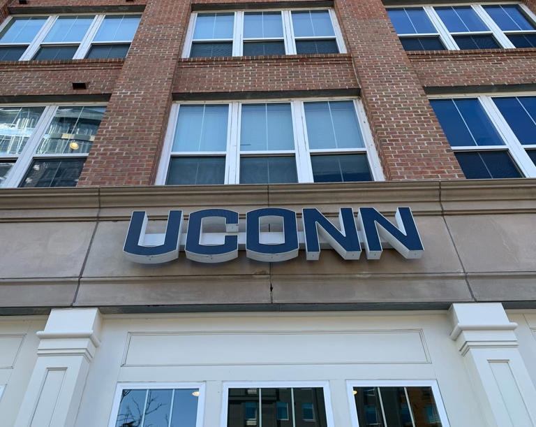 Numerous Oxford students earn honors at University of Connecticut