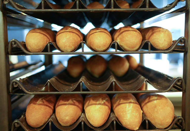 Review: This couple went from a Food Town kiosk to making some of ...