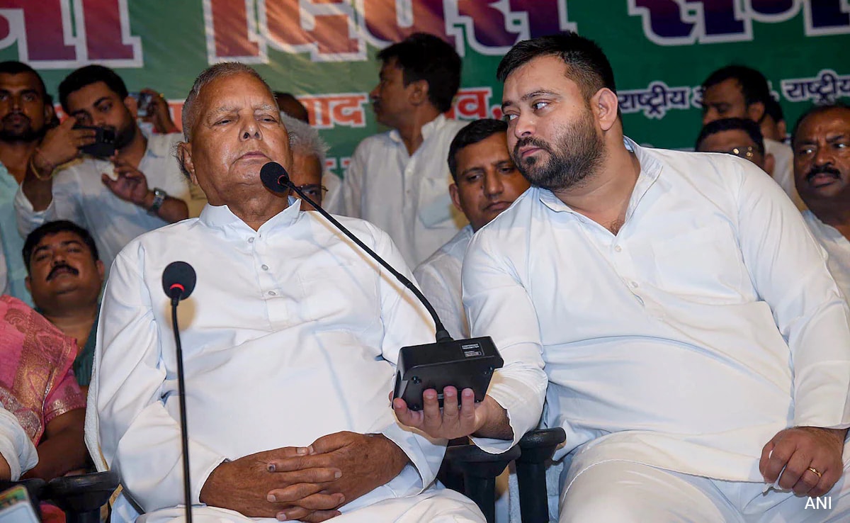 Court refuses to stay trial against Lalu Yadav, son Tejashwi in IRCTC case