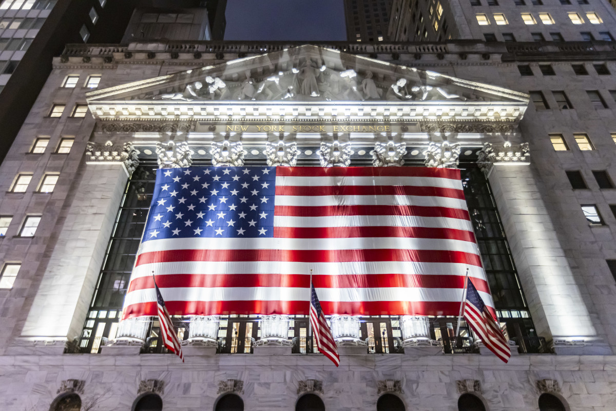 Stock market today, Jan. 14: Pivotal Supreme Court decision delayed ...