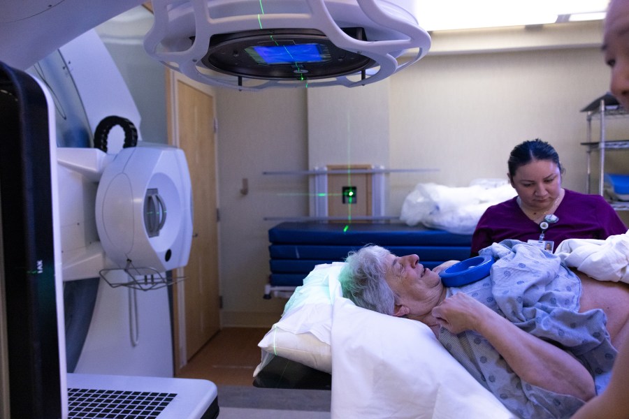 More Americans living 5 years after cancer diagnosis: Report