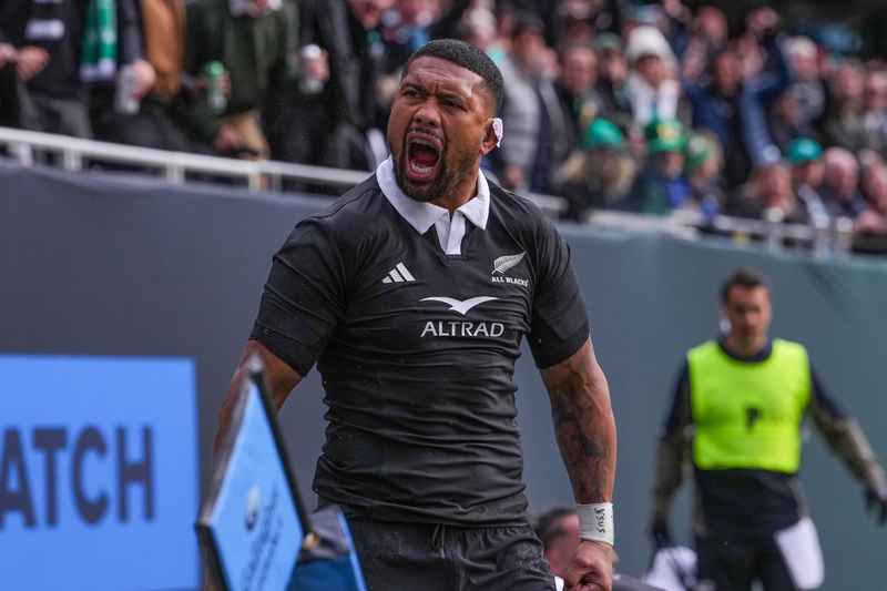 Savea's threat to leave might ultimately be empty, but it represents a ...