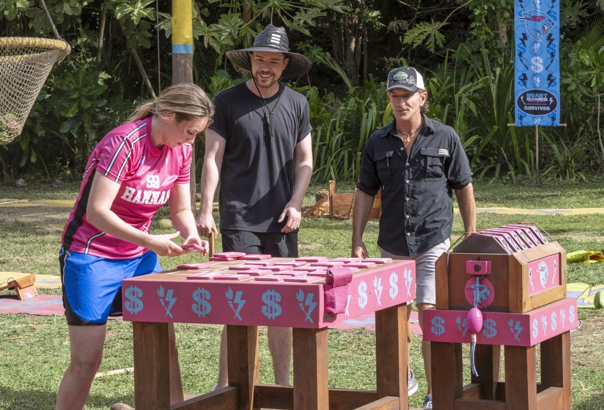 'Survivor's Sue Smey reveals Jeff Probst 'analyzed' MrBeast during ...